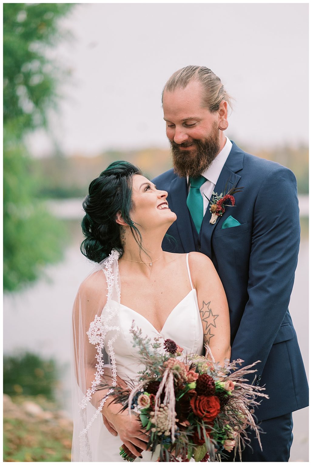A Fun Fall Lake Wedding In Central Minnesota • Xsperience Photography