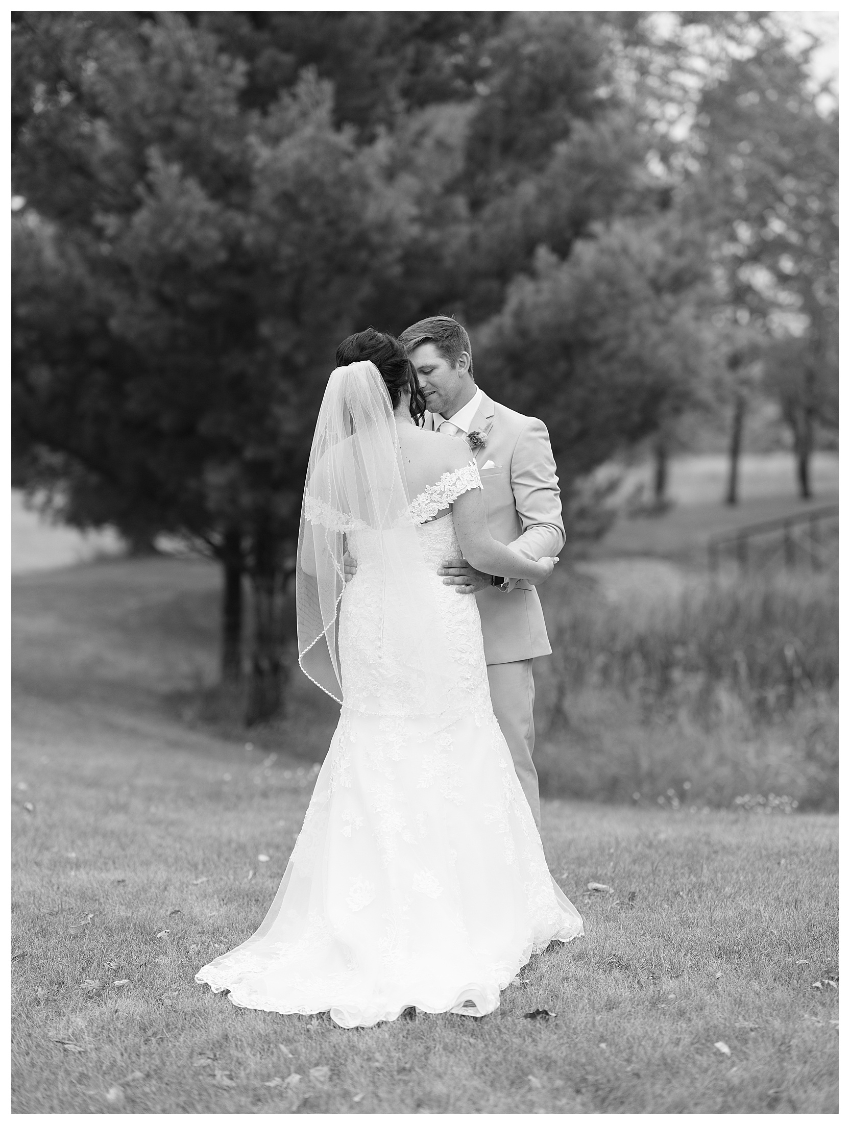 Small Town Wedding | Gilman, Minnesota • Xsperience Photography