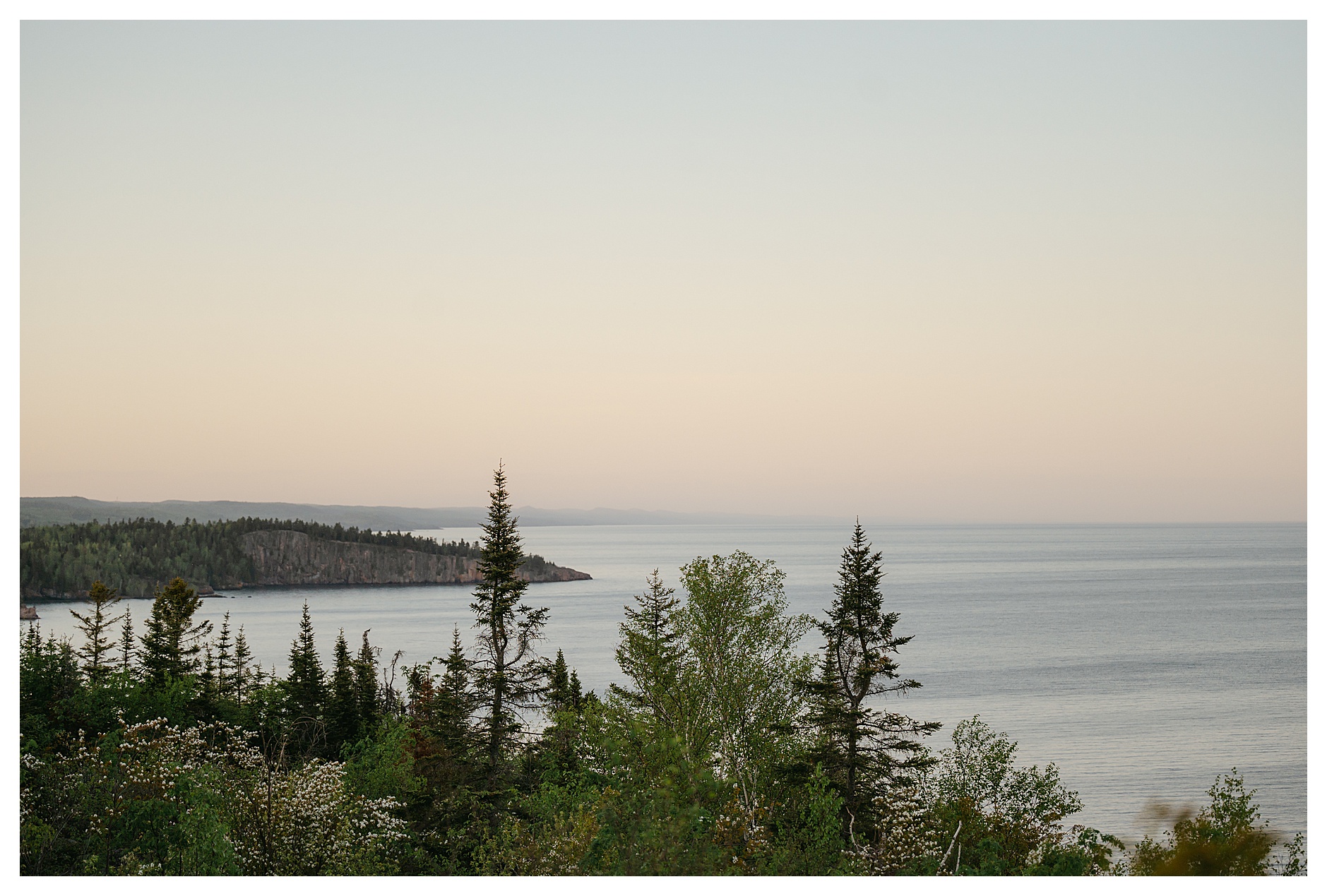Palisade Head Engagement Session at Sunset • Xsperience Photography