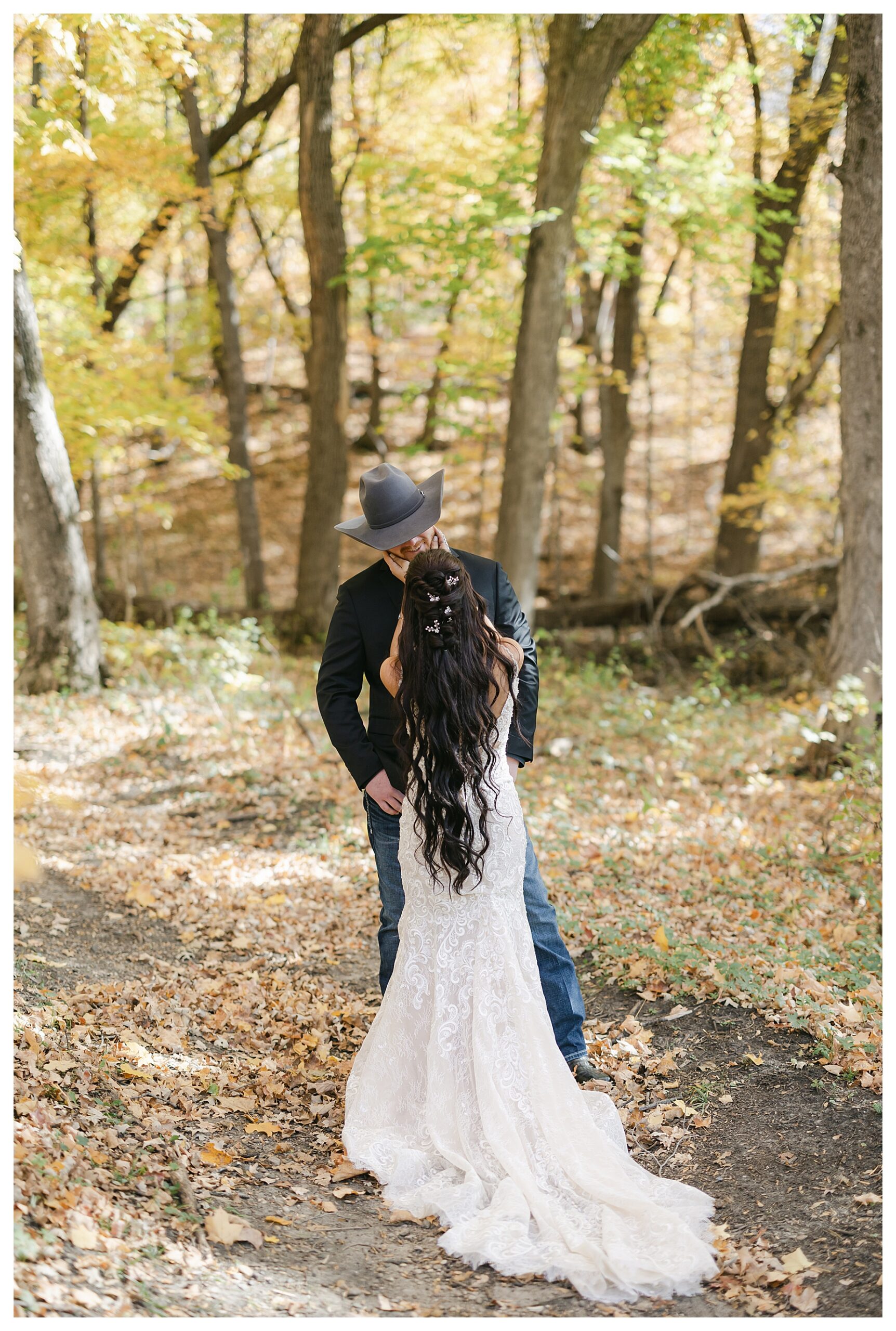 Southern MN Wedding With Western Flare • Xsperience Photography
